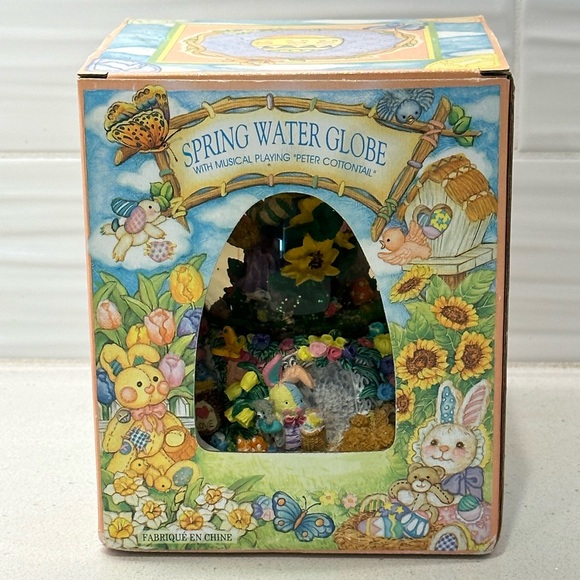 Accents | Brand New Glass Spring Water Globe With Musical | Poshmark